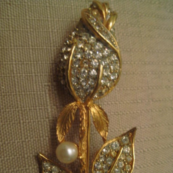 Mandle Rhinestone Pearl Flower Rose Brooch | Jewelry | Mandle Brooch ...